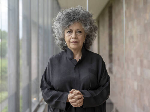 Quelque 100 oeuvres de Doris Salcedo à voir à la Fondation Beyeler