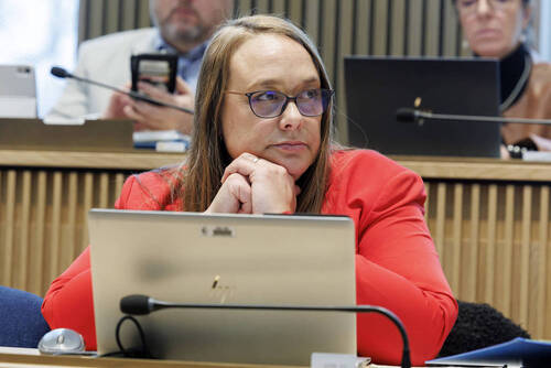 Le président du PS désavoue Carole-Anne Kast