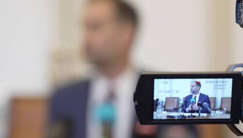 Réactions et appétits partis après la démission d'Antonio Hodgers