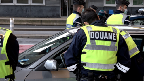 Contrôles renforcés aux douanes françaises