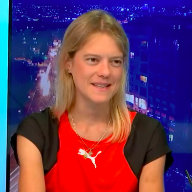 Maya Chollet court vers les sommets