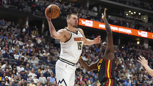 Nikola Jokic trop fort pour Clint Capela et Atlanta