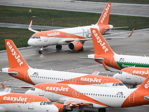 Easyjet: troisième perte annuelle d'affilée, rebond record à l'été