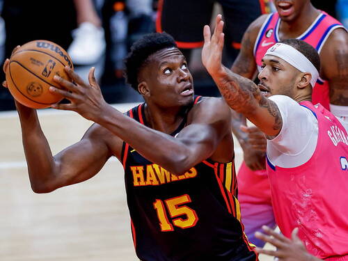 Clint Capela: un avenir en pointillé