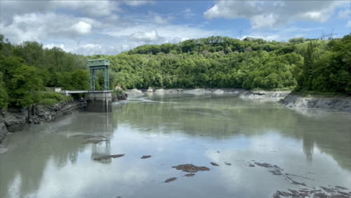 Début des opérations d'abaissement du Rhône